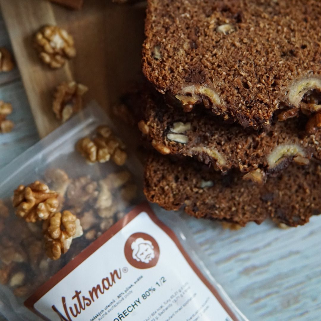 Perníkový banana bread s vlašskými ořechy | Snadno s Nutsman