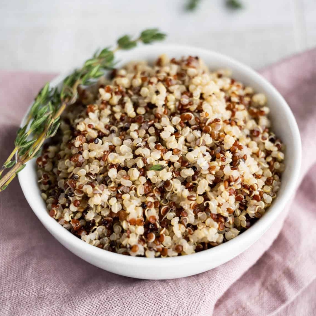 Quinoa recept: Výživné a chutné pokrmy s touto superpotravinou